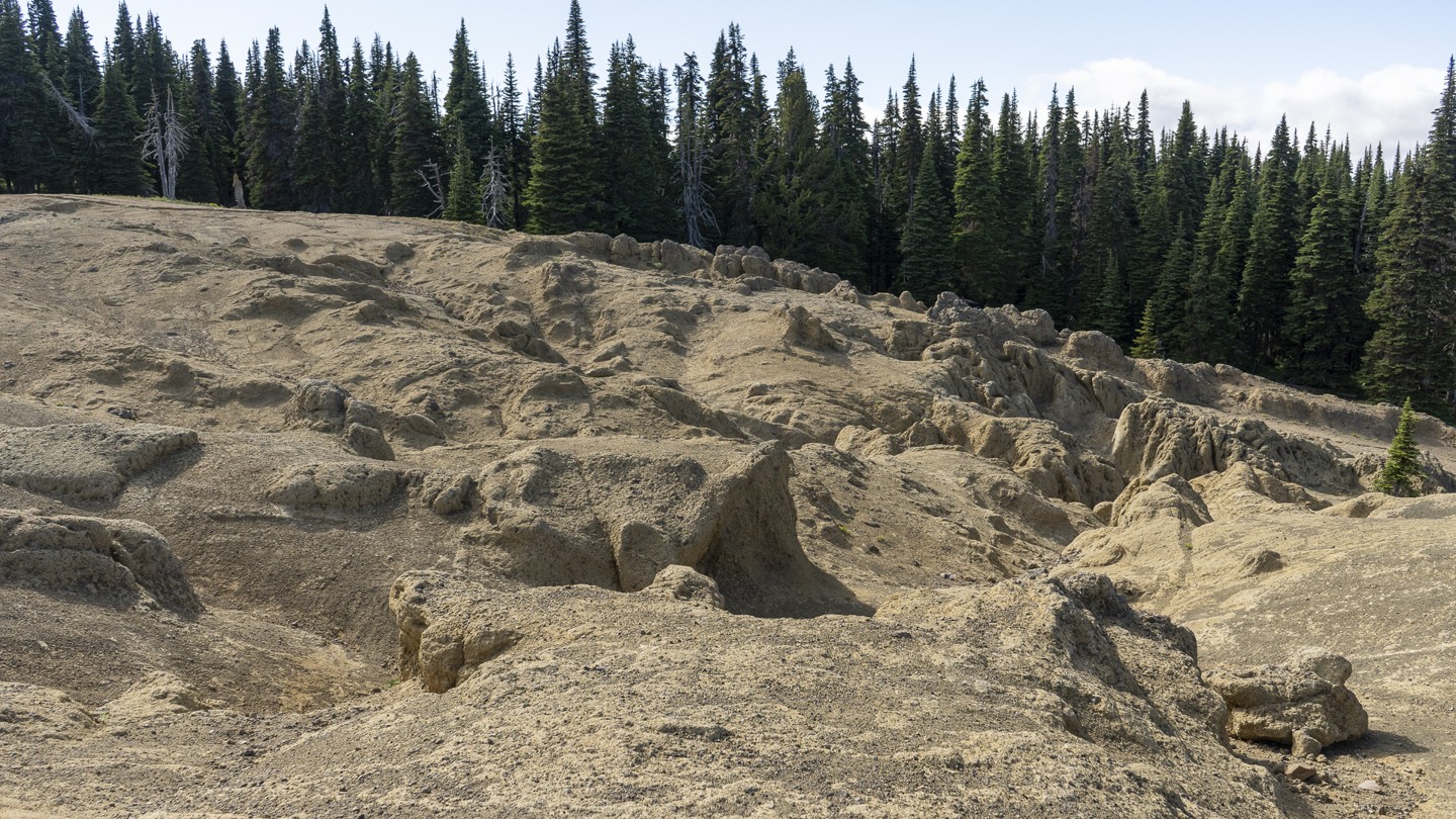 Mid Summit (Moon Rocks) - Washington Offroad Trail